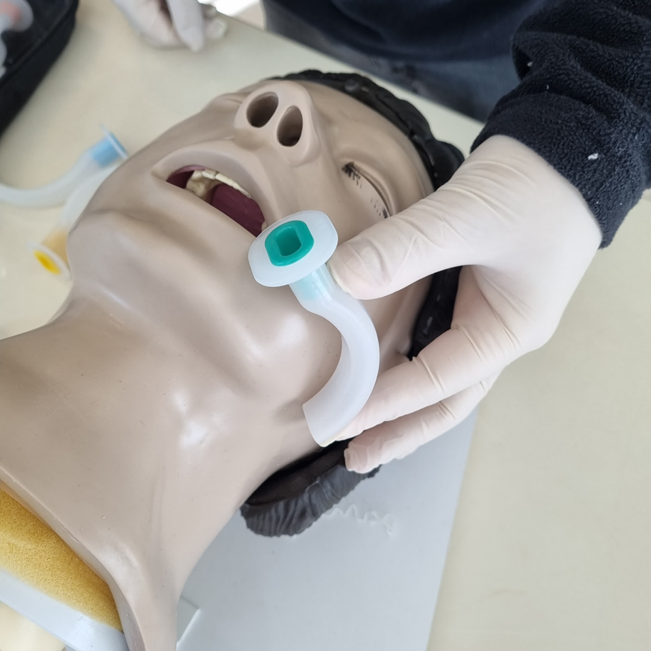 Manejo prehospitalario de la vía aérea – Reanimador