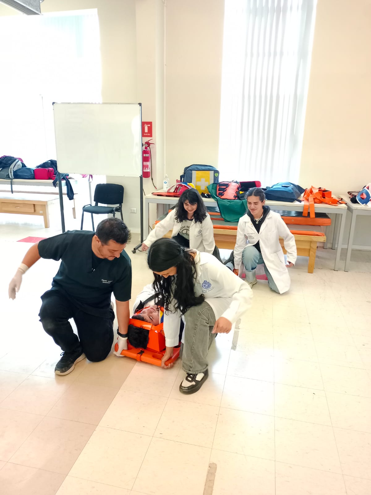 Secuencia de inmovilización de pacientes traumatizados – Reanimador